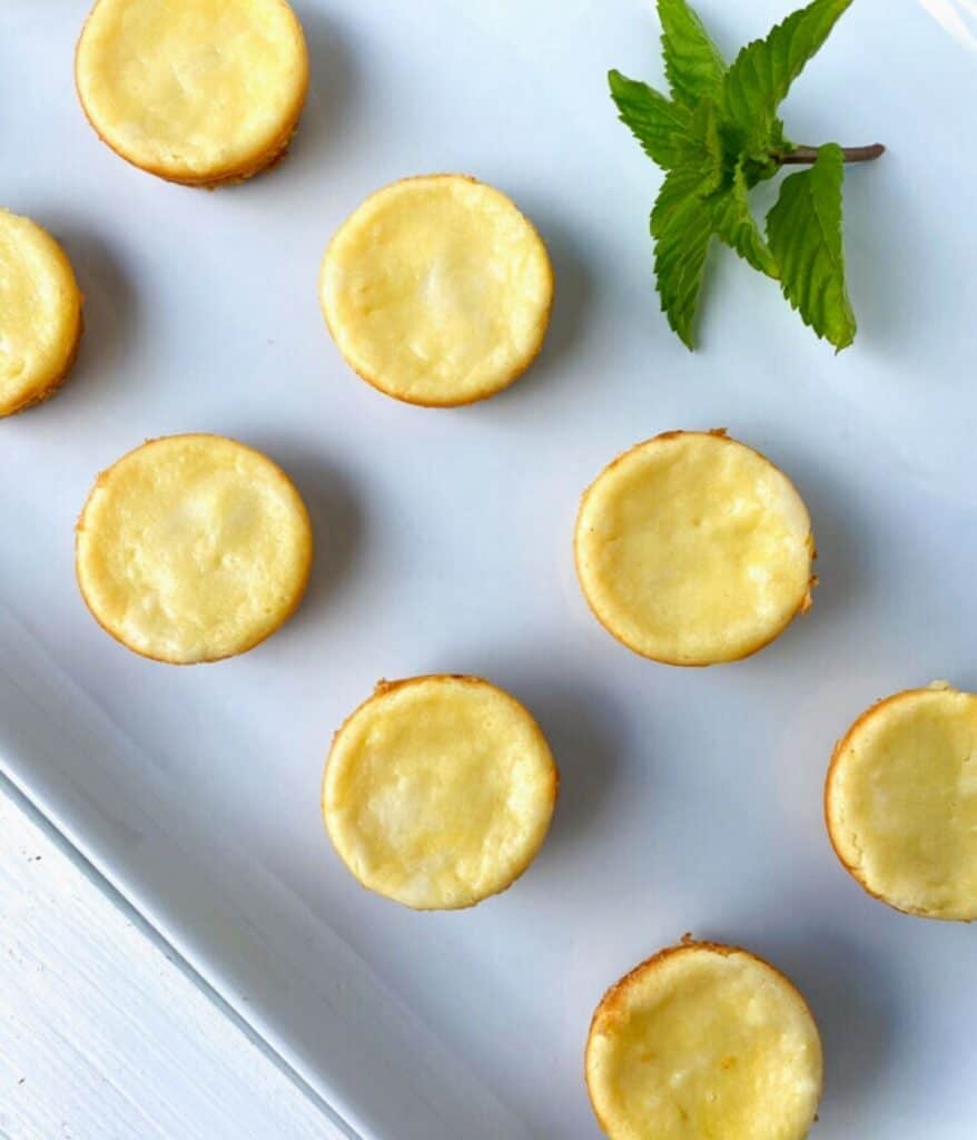 The BEST Mini Cheesecakes (with Cookie Crust) - Aleka's Get-Together