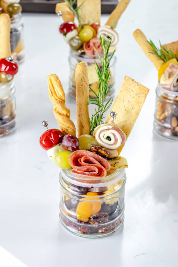 Jarcuterie: How to Make Individual Charcuterie Jars for Entertaining ...