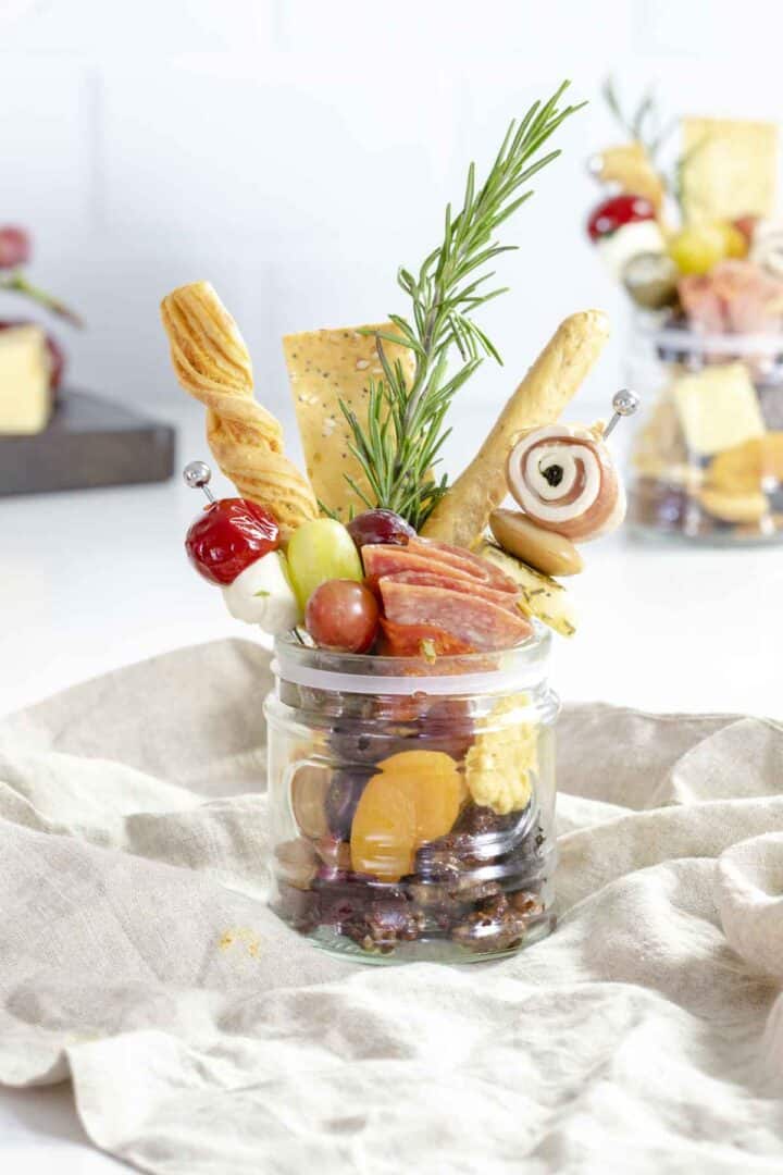 Jarcuterie: How to Make Individual Charcuterie Jars for Entertaining ...
