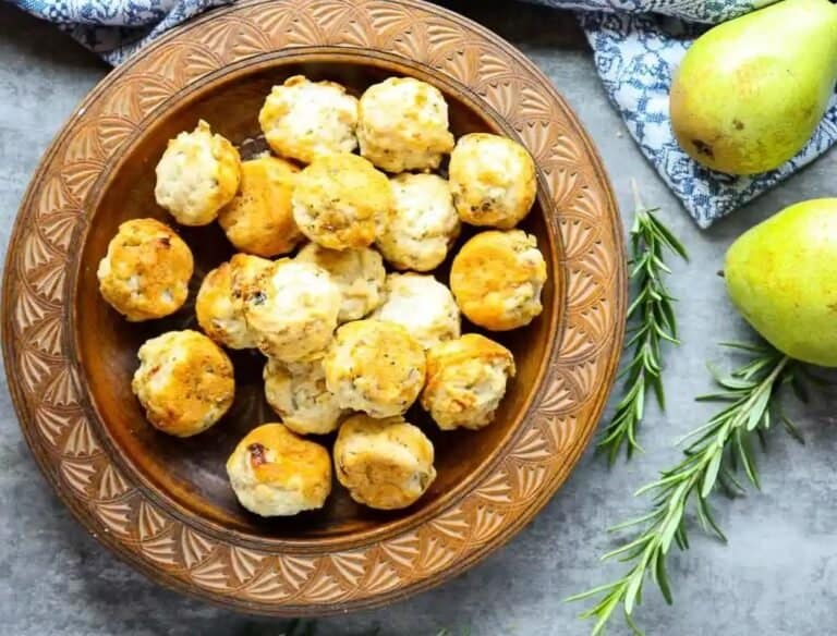 Light Appetizers To Serve Before Thanksgiving Dinner - Aleka's Get-Together