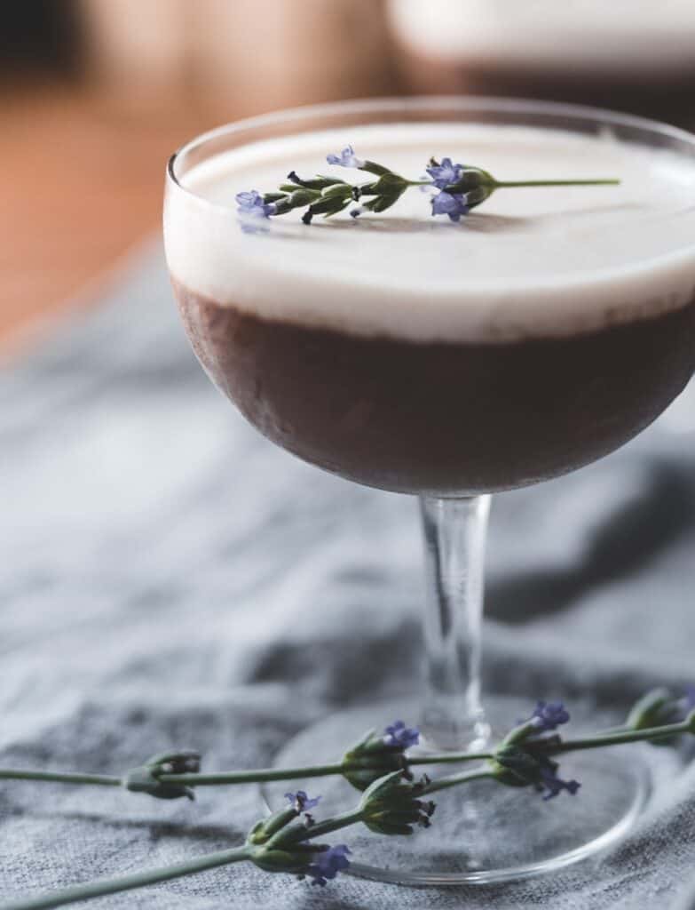 11 Edible Flowers for Cocktail Garnishes | Aleka's Get Together