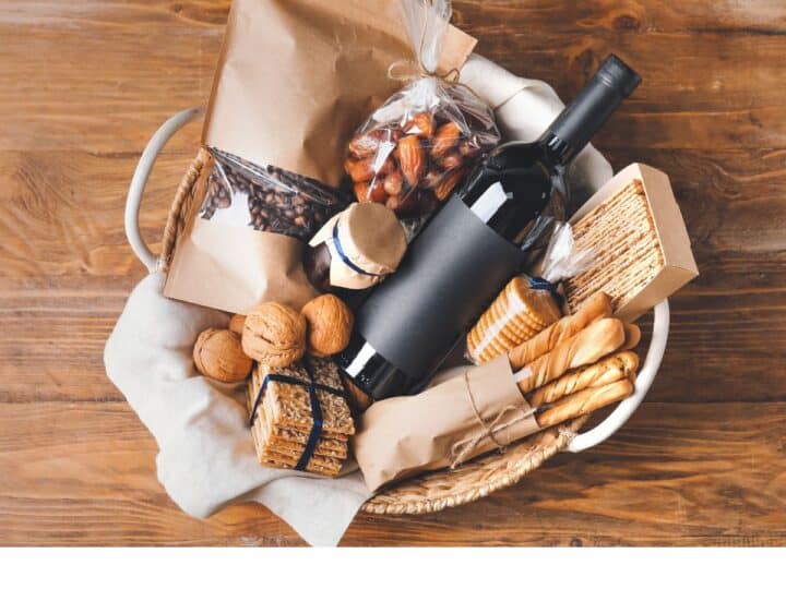 What To Bring As A Guest To A Dinner Party - Aleka's Get-Together