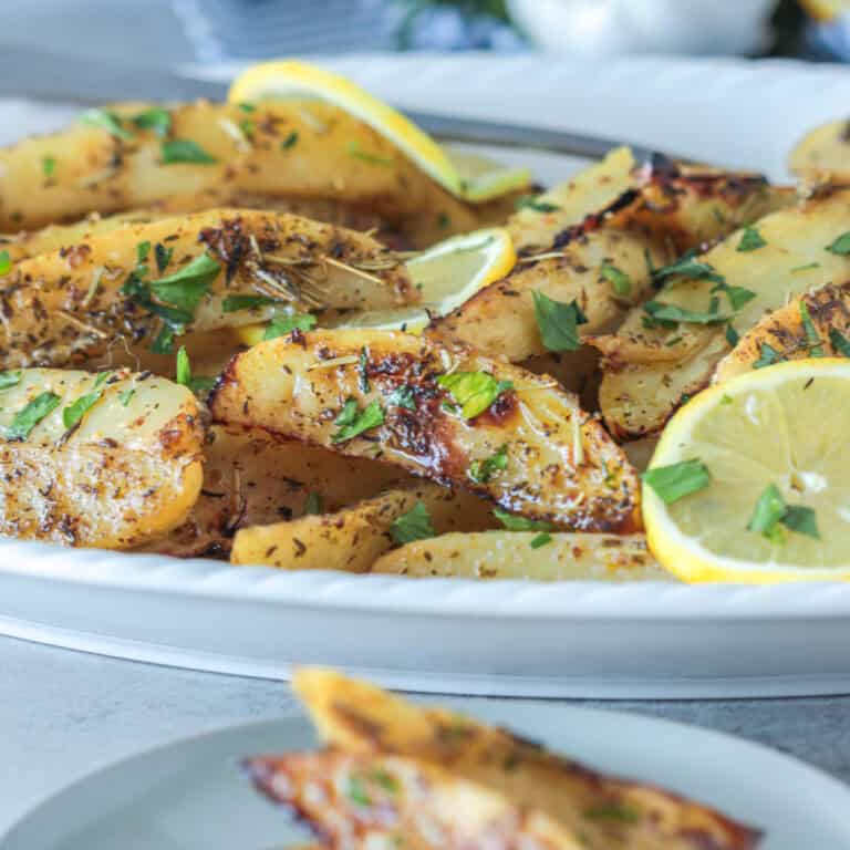 The BEST Spanakopita Triangles (Mini Greek Spinach Pies) - Aleka's Get ...